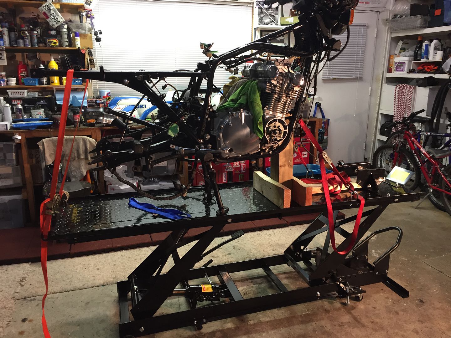 Princess Auto Lift Table at Georgia Sturt blog