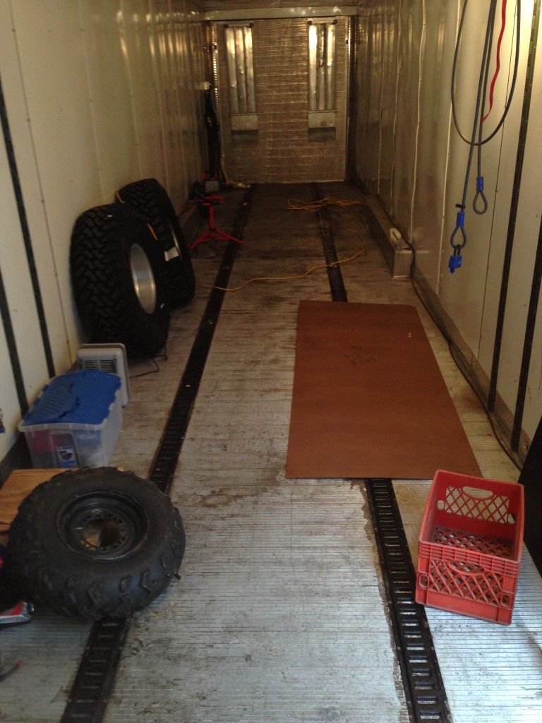 2008 United Expressline 48ft Gooseneck/5th Wheel Enclosed Trailer ...