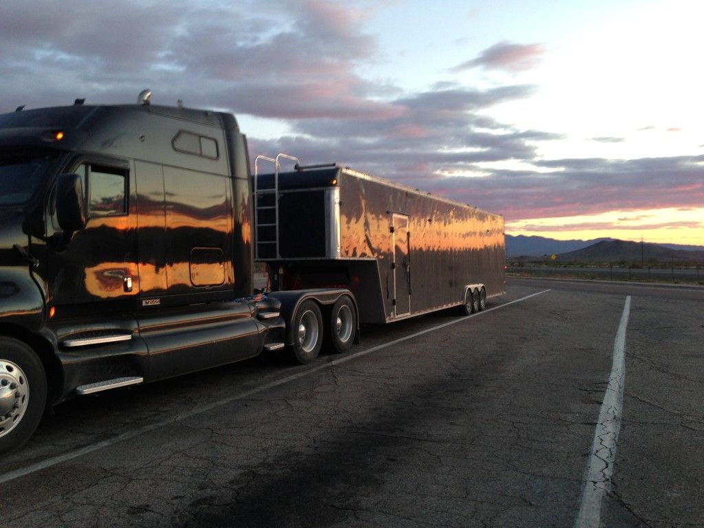 2008 United Expressline 48ft Gooseneck/5th Wheel Enclosed Trailer ...